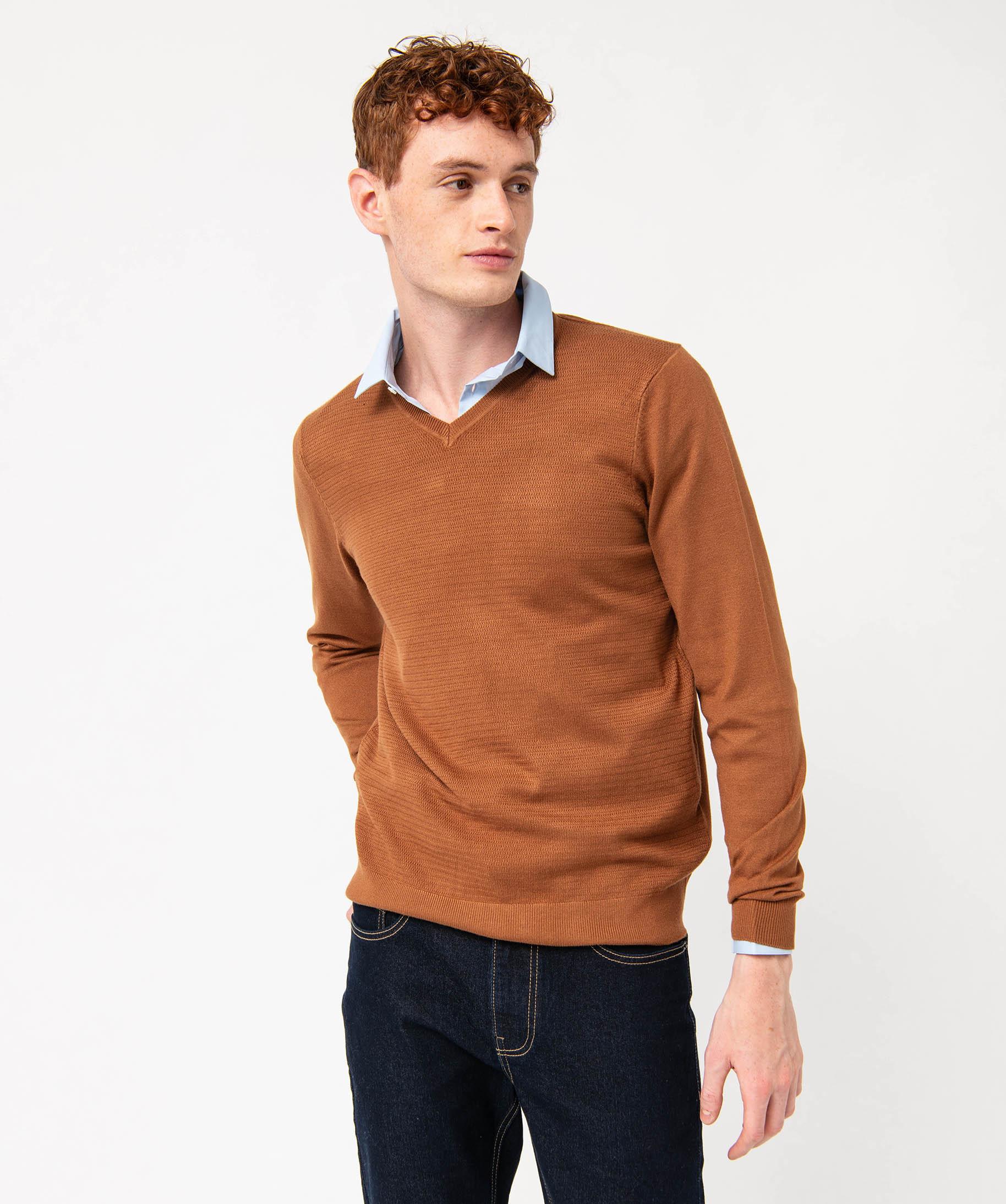 Pull fin avec col V et maille fantaisie homme marron | GEMO