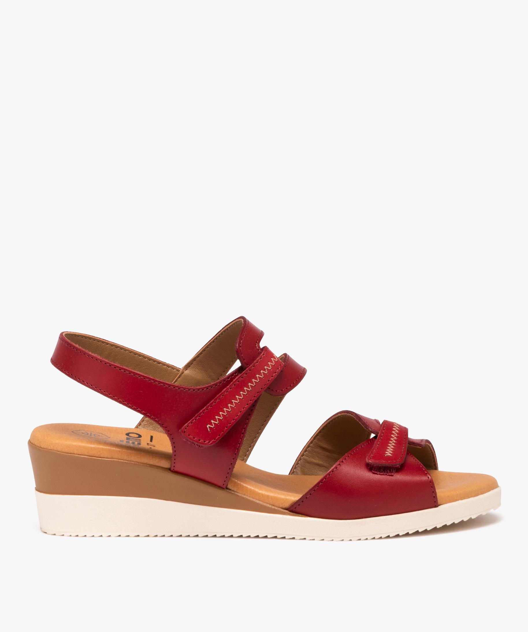 Sandales femme compensées à brides scratch en cuir rouge | GEMO