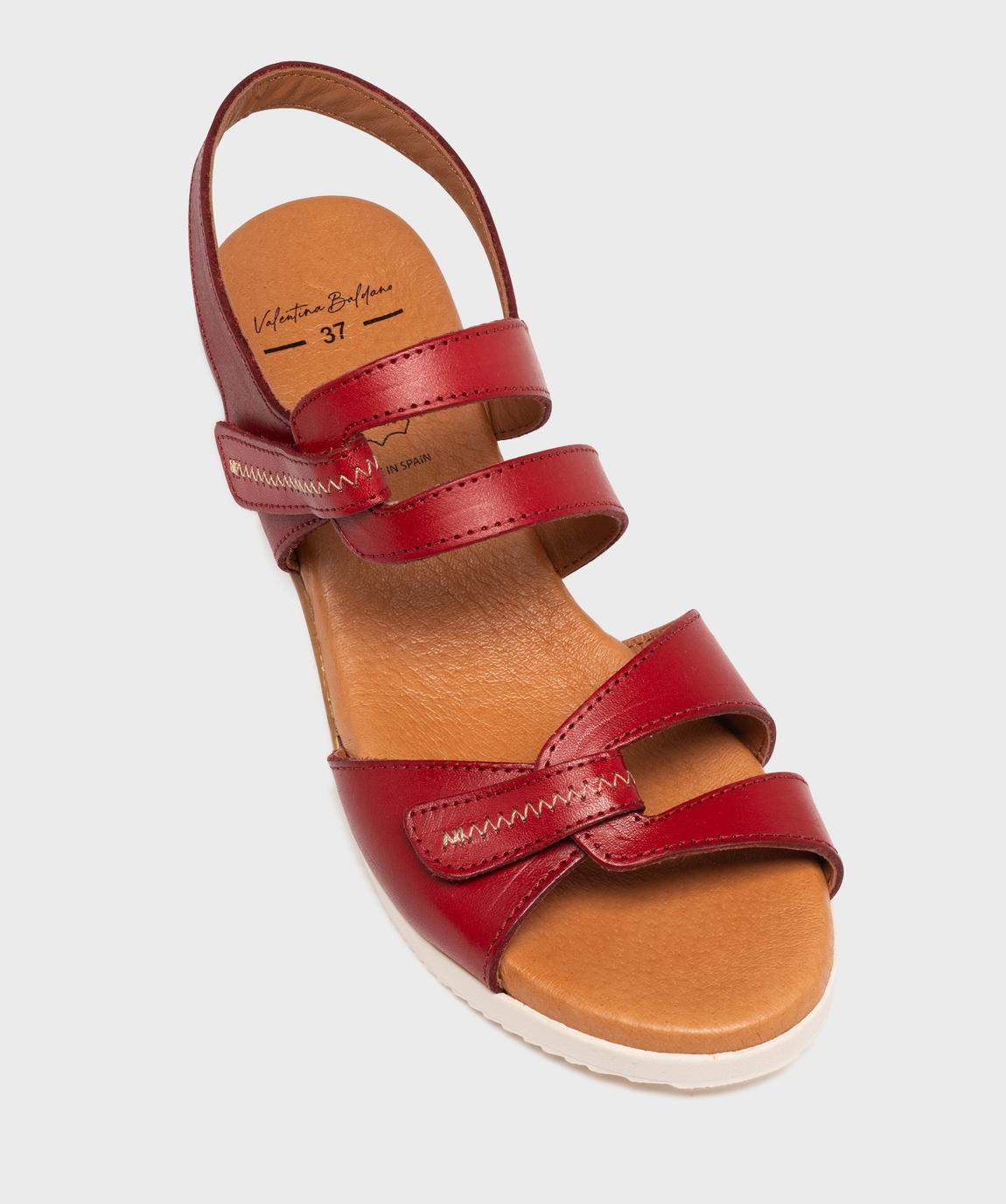 Sandales femme compensées à brides scratch en cuir rouge | GEMO